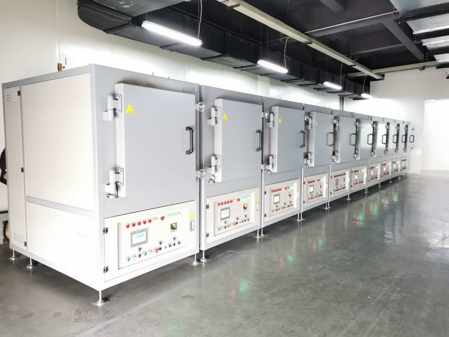 Box Type Heat Treatment Annealing Industrial Glass Furnace